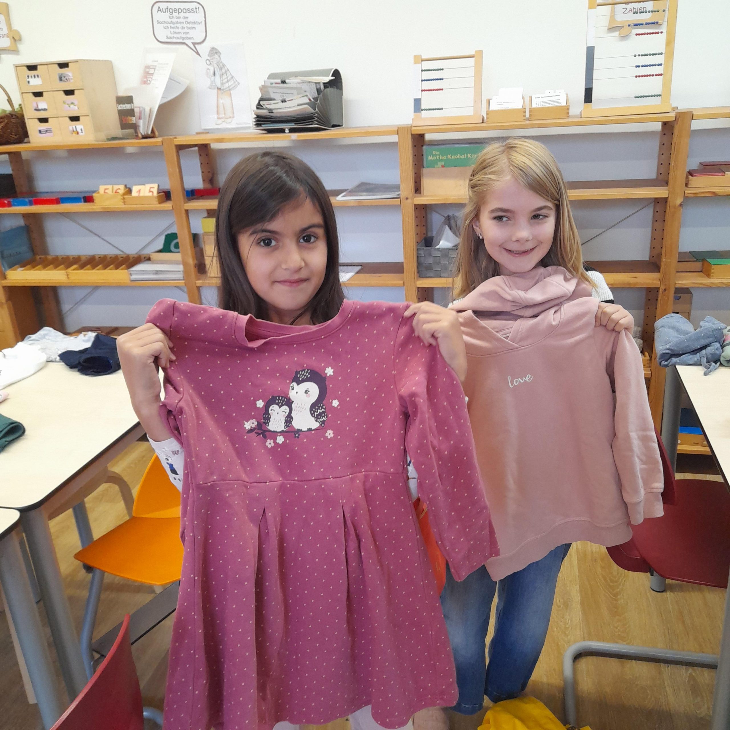 Kleidertauschbörse – nachhaltig schlau in der Schule - Montessori ...